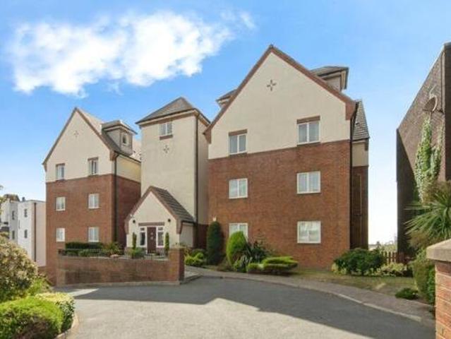 Deganwy Road, Deganwy, 2 Bedroom Flat