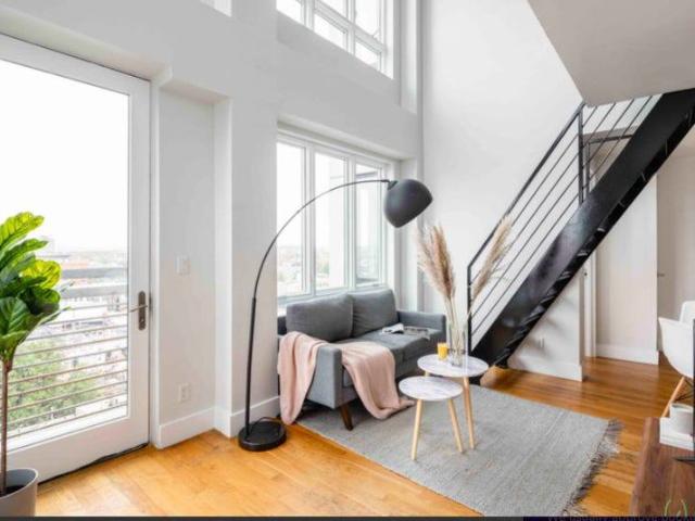 Dekalb Ave beauty located close to the L train!