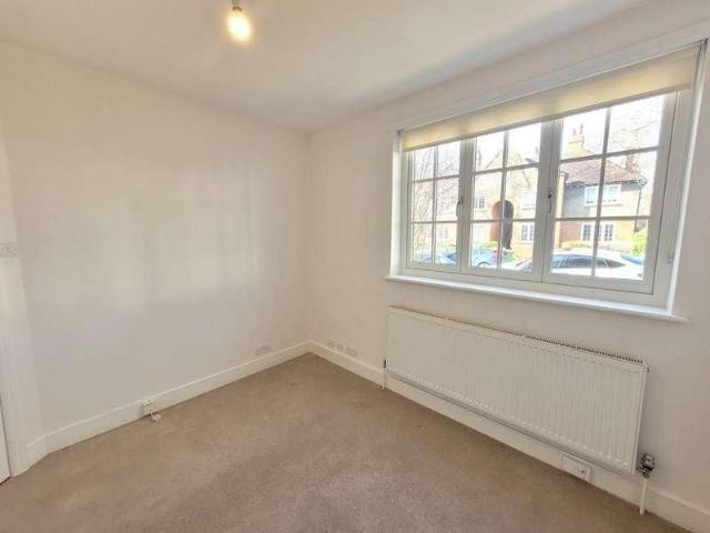 Dekker Road, Dulwich Village, London, SE21