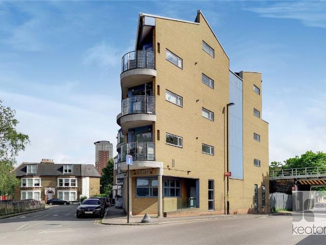Delta Court, 200 202 Trundleys Road SE8, 2 bed flat to rent, £2,250 pcm | PrimeLocation