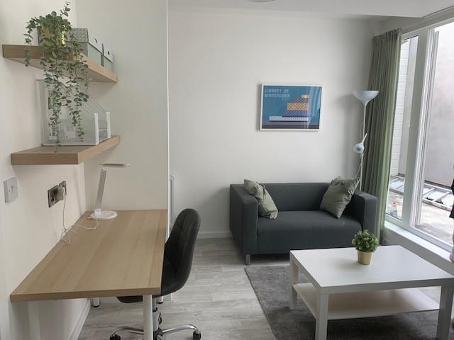 Delta Studios, Bristol Road, Selly. Studio to rent £1,000 pcm £231 pw