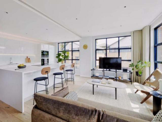 Deluxe 3 Bed Apartment