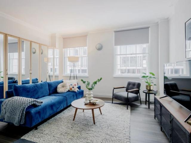 Deluxe 1 Bed Apartment