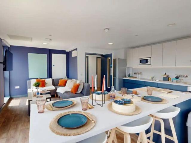 Deluxe Ensuite