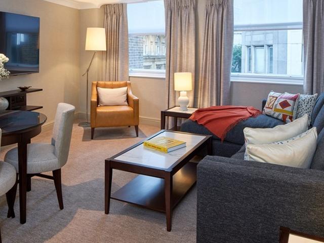 Deluxe One Bedroom Serviced Apartment in the heart of the City of London