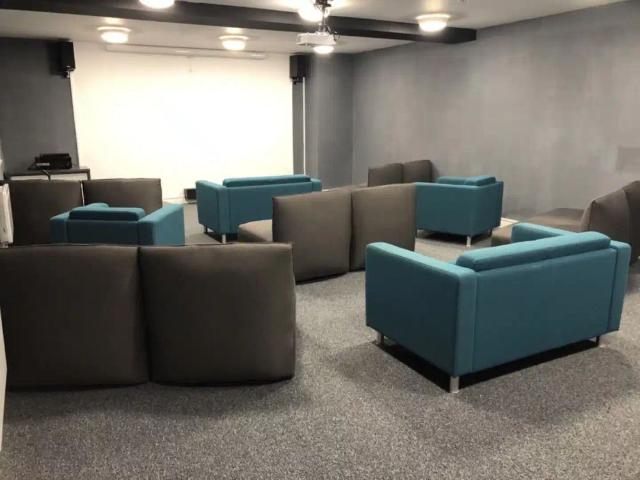 Deluxe Studio