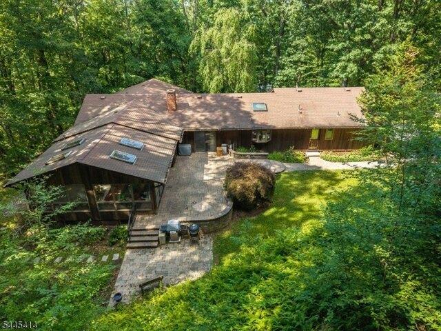 Delwood Rd, Chester Township, Home For Sale