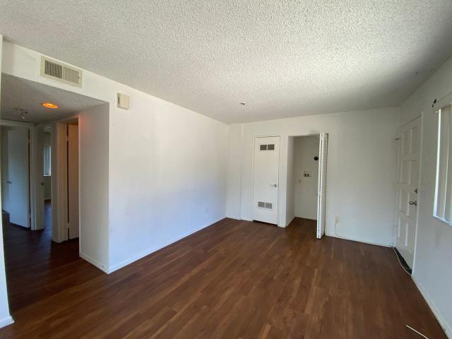 DEL MAR 2 Bedroom Apartment for Rent at 987 E Del Mar Blvd, Pasadena, CA 91106 South Lake