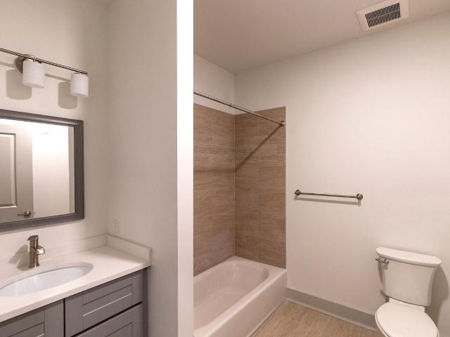 DeLaet's Landing 1 Bedroom Apartment for Rent at 99 New Broadway, Rensselaer, NY 12144