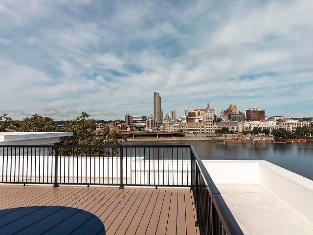 DeLaet's Landing 1 Bedroom Apartment for Rent at 99 New Broadway, Rensselaer, NY 12144