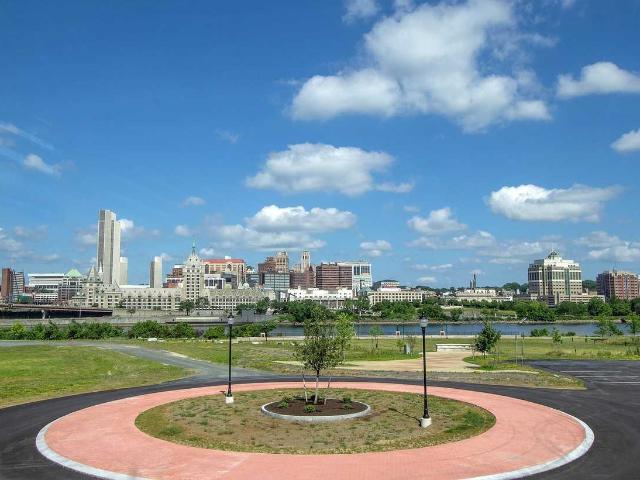 DeLaet's Landing 1 Bedroom Apartment for Rent at 100 New Broadway, Rensselaer, NY 12144