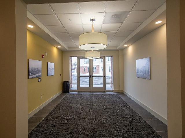 DeLaet's Landing 2 Bedroom Apartment for Rent at 100 New Broadway, Rensselaer, NY 12144