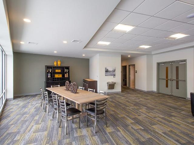 DeLaet's Landing 2 Bedroom Apartment for Rent at 100 New Broadway, Rensselaer, NY 12144