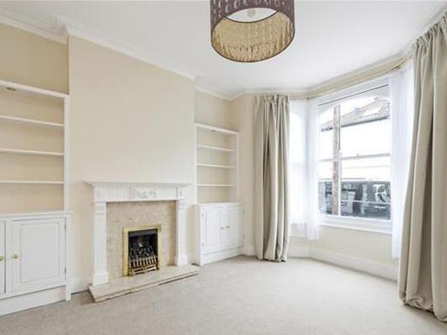 Delaford Street, Fulham, 2 Bedroom Flat