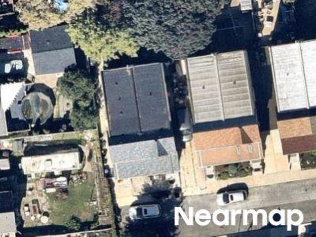 Delafield Pl