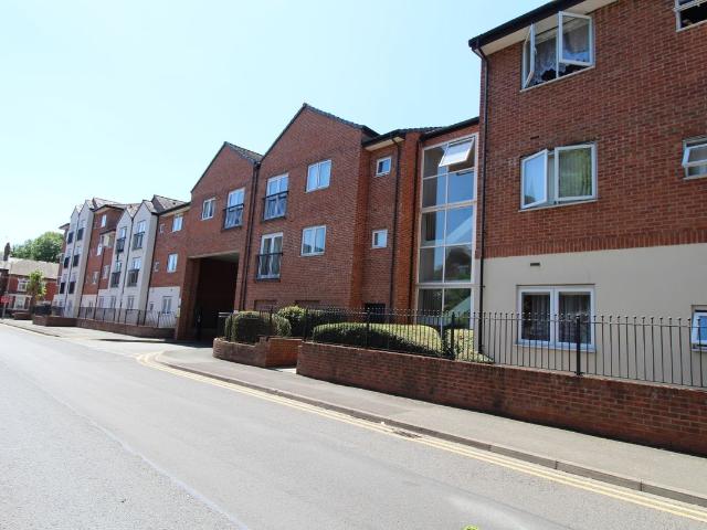 Delamere Court, Crewe CW1, 2 bed flat to rent, £800 pcm | PrimeLocation