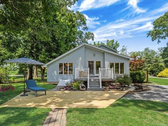 Delanco Rd, Edgewater Park, Home For Sale