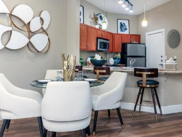 Delante Apartments 2 Bedroom Apartment for Rent at 1001 Lake Carolyn Pkwy, Irving, TX 75039
