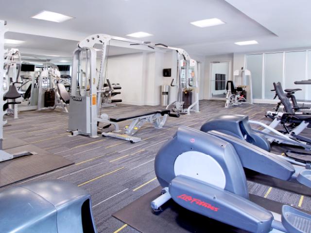 Delante Apartments 2 Bedroom Apartment for Rent at 1001 Lake Carolyn Pkwy, Irving, TX 75039