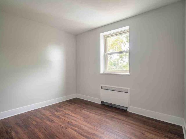 Delaware Ave Apartments 2 Bedroom Apartment for Rent at 1966 Delaware Ave, Buffalo, NY 14216 Park Meadow