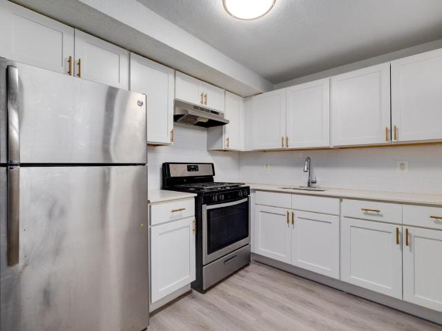 Delco Apartments 1 Bedroom Apartment for Rent at 410 N Governor Printz Blvd, Essington, PA 19029