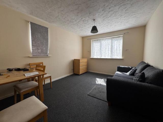 Delightful one bedroom ground floor flat