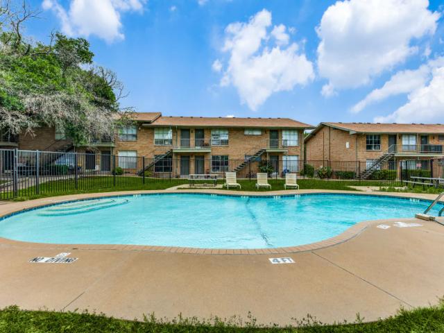 Dell Marr 1 Bedroom Apartment for Rent at 410 N International Rd, Garland, TX 75042