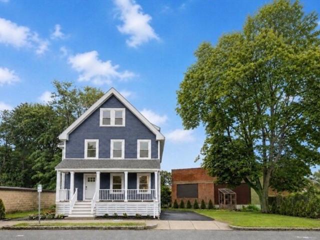 Dell Ave, Melrose, Home For Sale