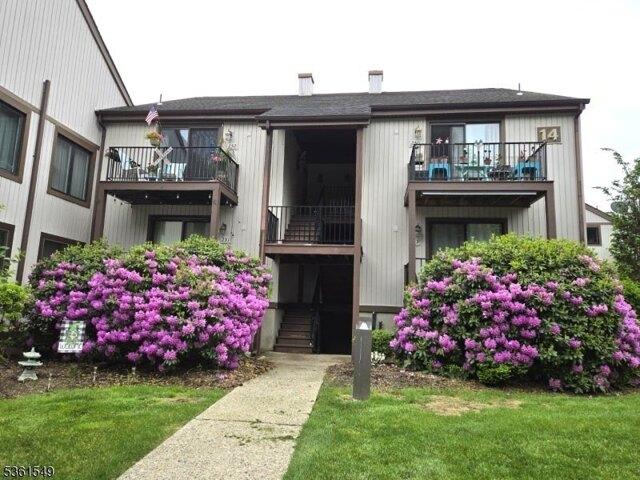 Dell Pl, Stanhope, Condo For Sale