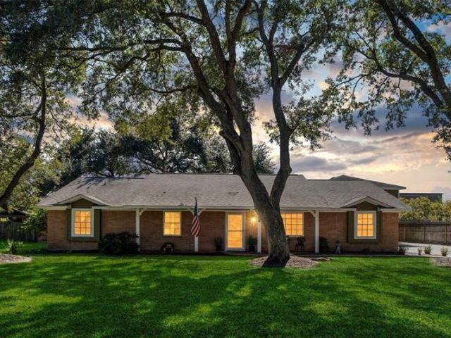 Dellore Ln, League City, Home For Sale