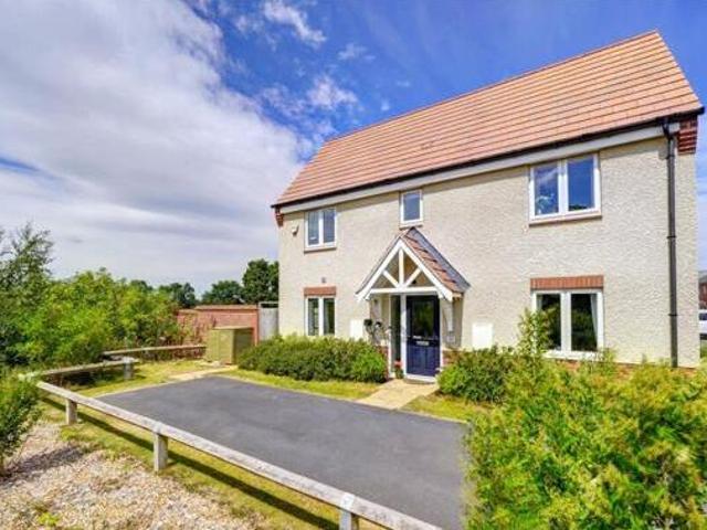 Delmly Croft, Droitwich Spa, 3 Bedroom End