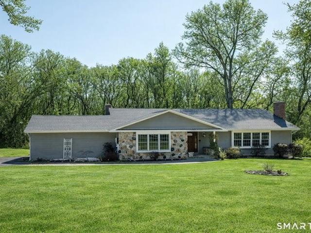 Delno Dr, Danbury, Home For Sale
