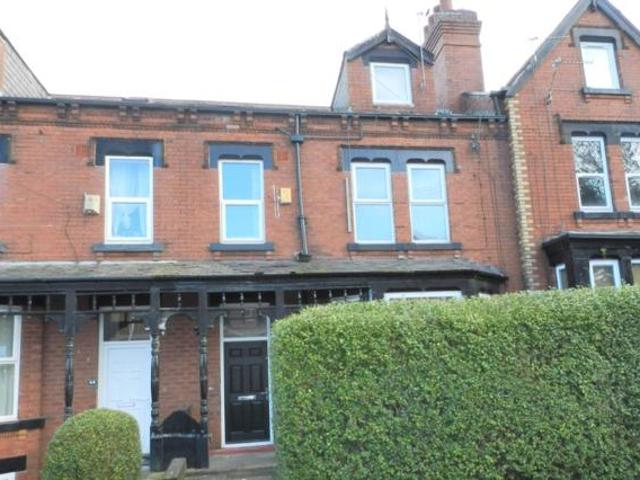 Delph Lane, Leeds, 7 Bedroom Terraced