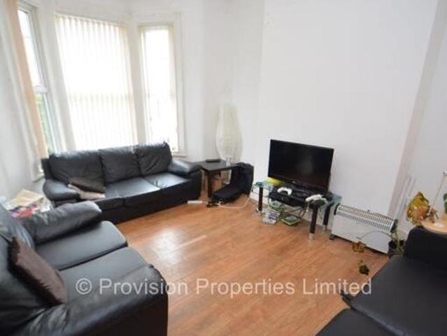 Delph Mount, Woodhouse, 4 Bedroom Terraced