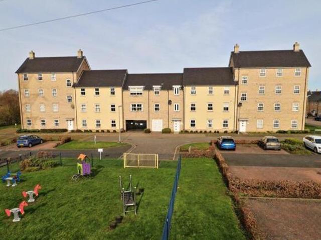 Delphinium Court, Eynesbury, 2 Bedroom Flat