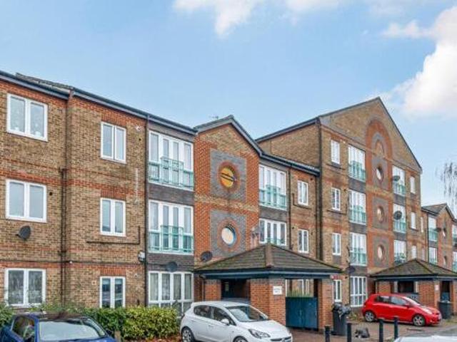 Deptford Wharf, London, 2 Bedroom Flat