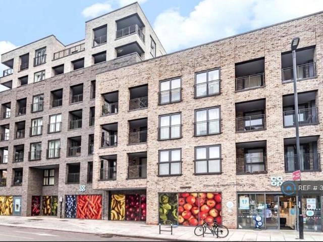 Deptford Bridge, London, SE8 2 bed flat to rent £2,090 pcm £482 pw