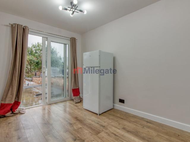 Deptford High Street, London SE8, Studio to rent, £1,300 pcm | PrimeLocation