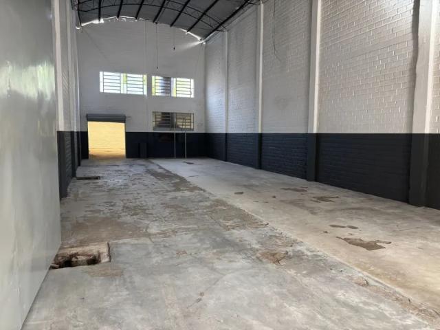 Depósito para alugar no bairro São João em Porto Alegre