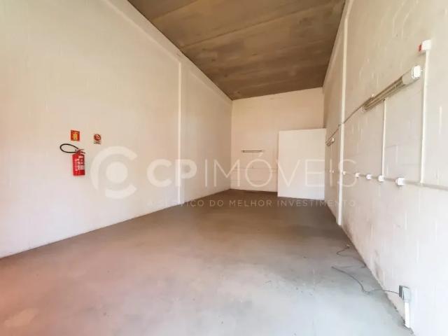 Depósito/Pavilhão com doca em Porto Alegre, no bairro Anchieta, para locação