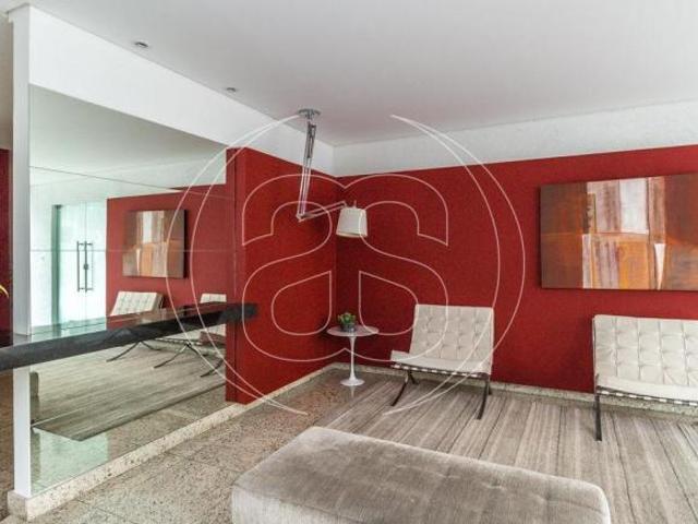 Departamento com 2 quartos e 77 m² à venda em Moema