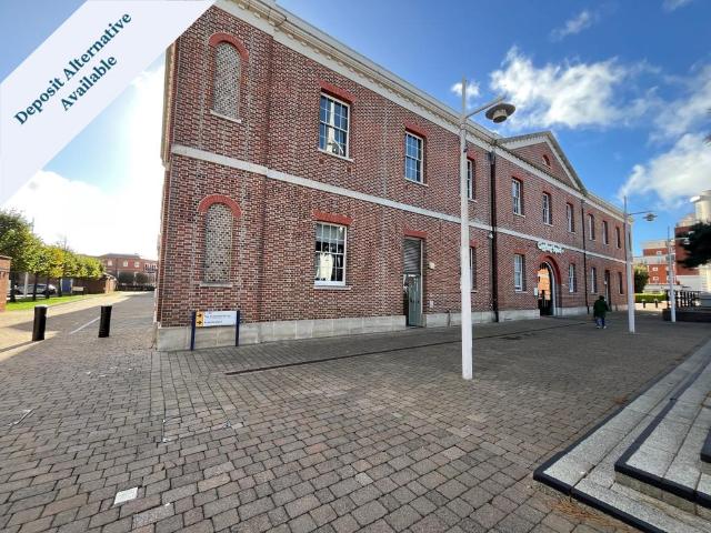 DEPOSIT ALTERNATIVE AVAILABLE. 2 bed flat to rent £1,600 pcm £369 pw