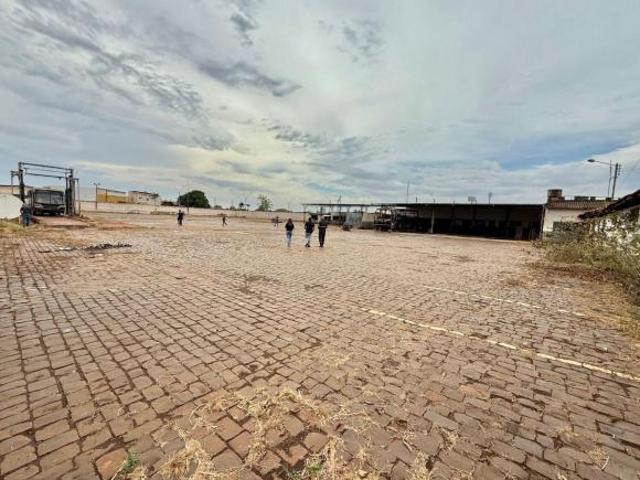 Depósito Galpão Armazém para venda e aluguel em Itumbiara