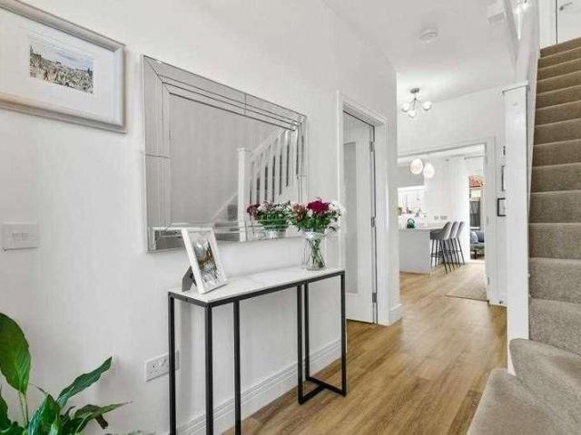 Dervaig Wynd, Maidenhill, Glasgow, G77