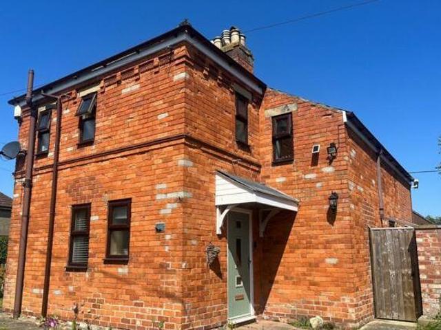 Derwent Cottage, Holton Cum Beckering, 5 Bedroom Detached