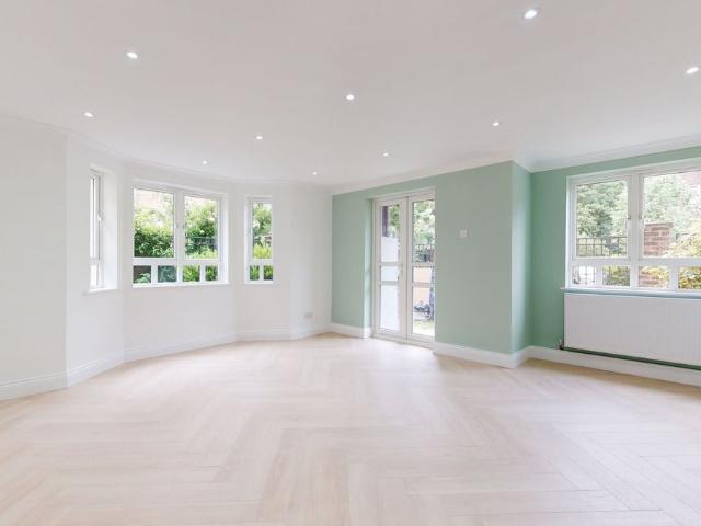 Derwent House, May Bate Avenue, Kingston Upon Thames, Surrey KT2, 2 bed flat to rent, £2,750 pcm | PrimeLocation