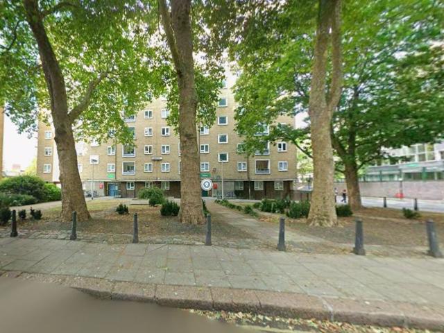 Derwent, London, London, London NW1, 2 bed flat to rent, £2,600 pcm | PrimeLocation