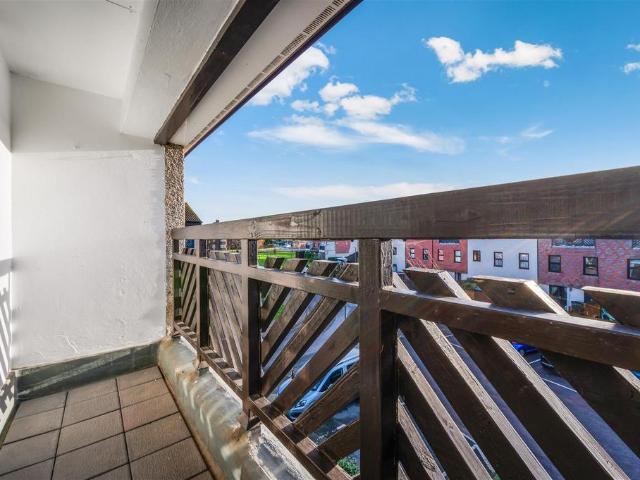Derwent Road, Raynes Park SW20 1 bed flat to rent £1,550 pcm £358 pw