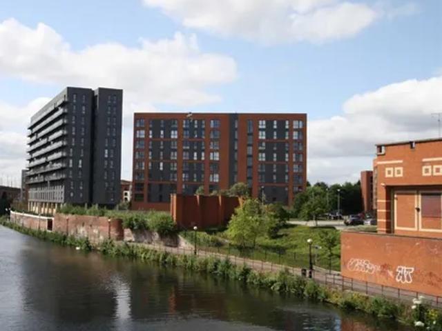 Derwent Street, Salford, M5 4SS, United Kingdom | 3 bed apartment for rent #167548566 | Rentberry