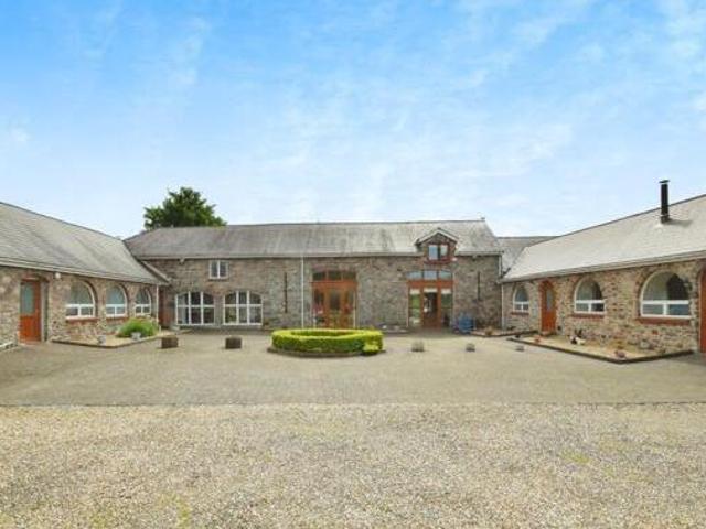 Derwydd Road, Ammanford, 8 Bedroom Detached